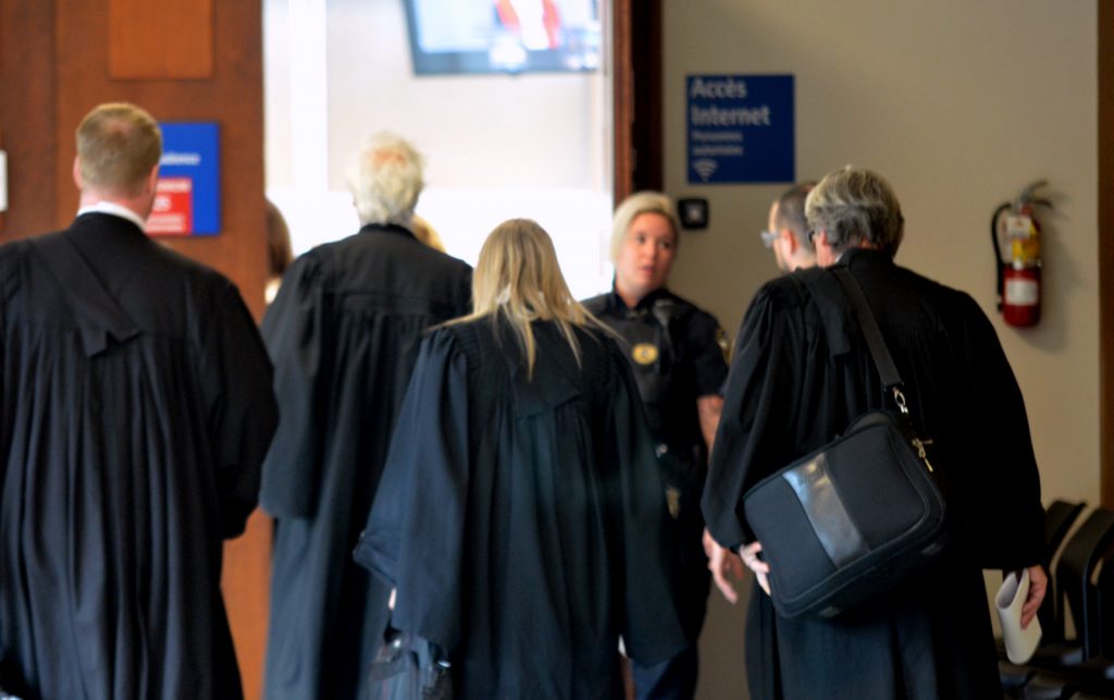 Trafic de stupéfiants et crime organisé – Cinq coaccusés plaident ...