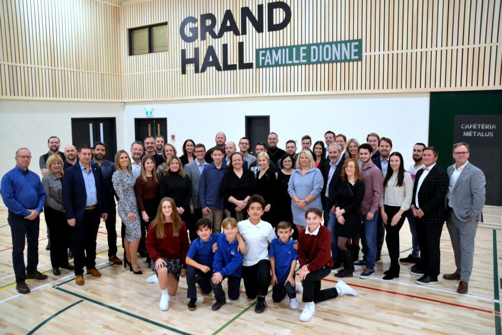Soirée de retrouvailles et de générosité lors du dévoilement du Grand ...