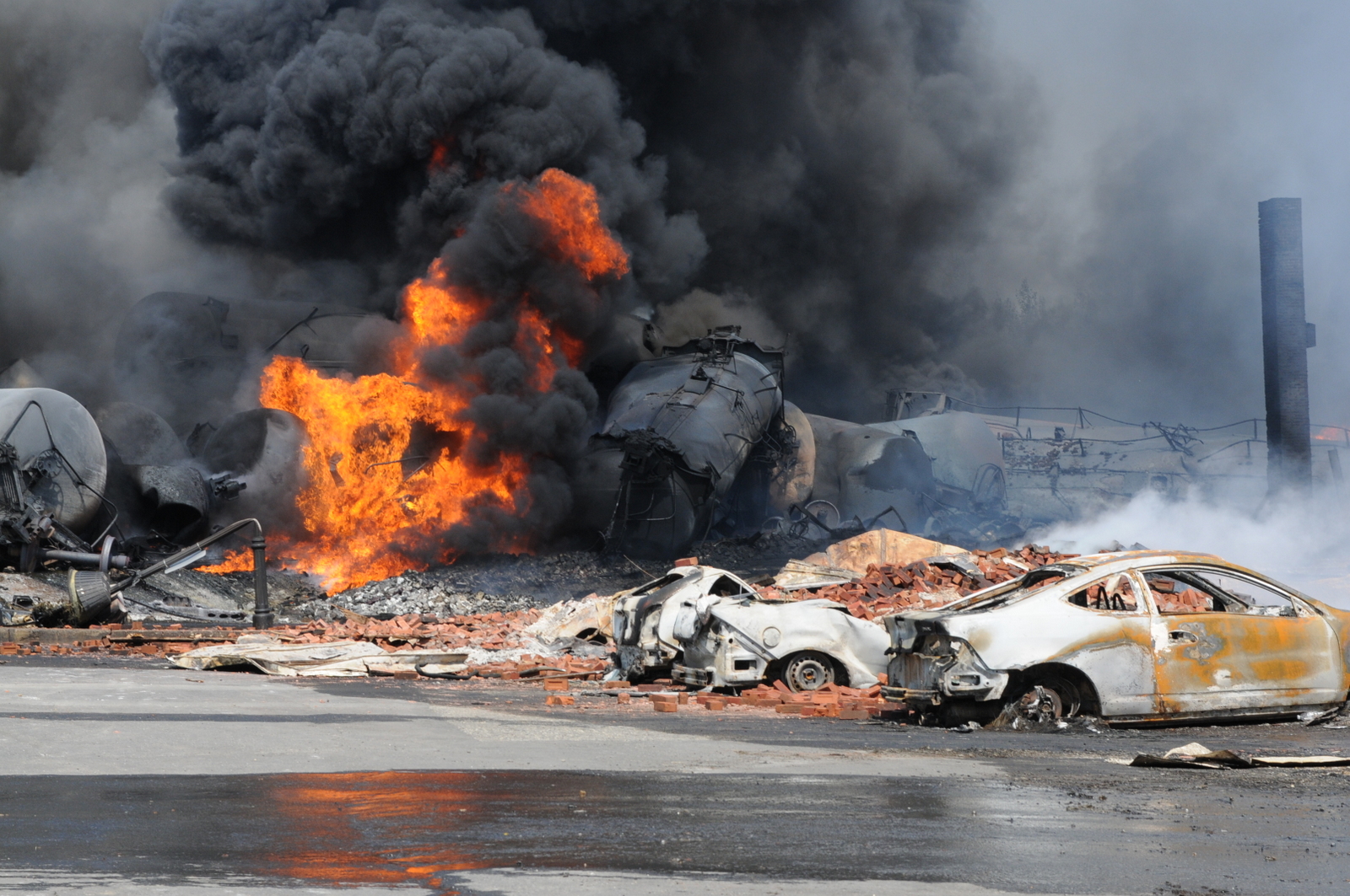 Tragédie de Lac-Mégantic du 6 juillet 2013 : le Québec se souvient 10 ...