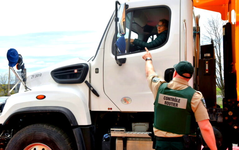 Contrôle routier Québec participe à l’opération « Roadcheck 2024 ...
