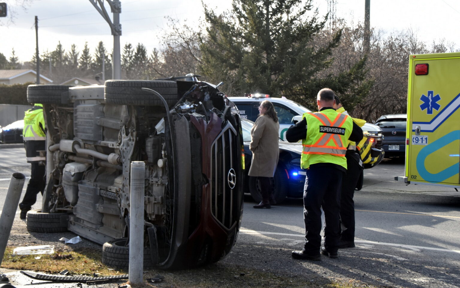 Deux accidents, dont une collision avec un autobus scolaire et une ...